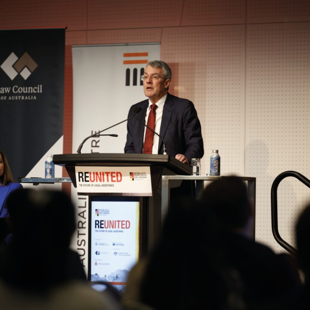 Dreyfus announces review of national legal assistance – Proctor